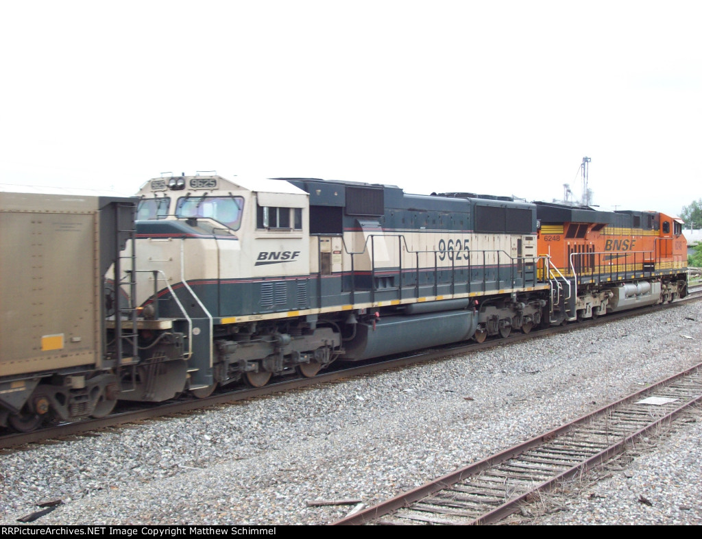 BNSF 9625